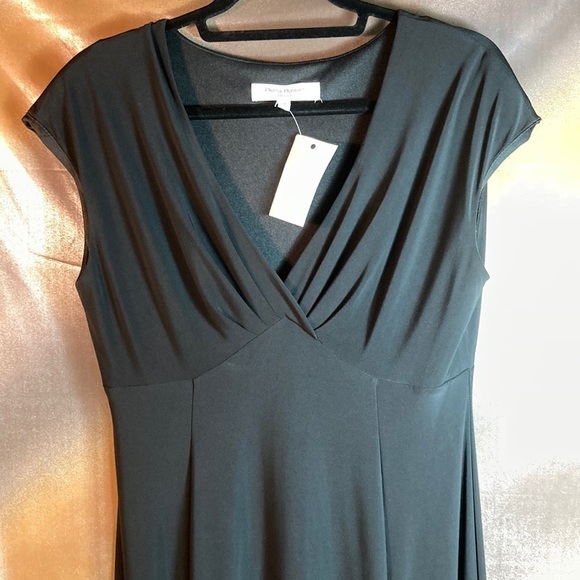 Rena Rowan | Dresses | Rena Rowen Black Stretch Fit N Flare Dress Size ...